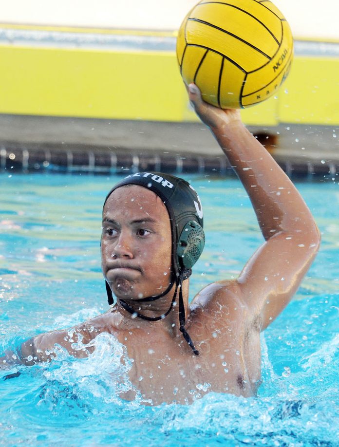 Mariners fire first salvo against Titans in Mesa League banner chase ...