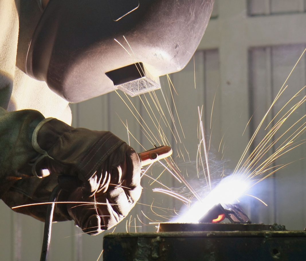Welding teacher fuses mechanical skills and art | The Star News