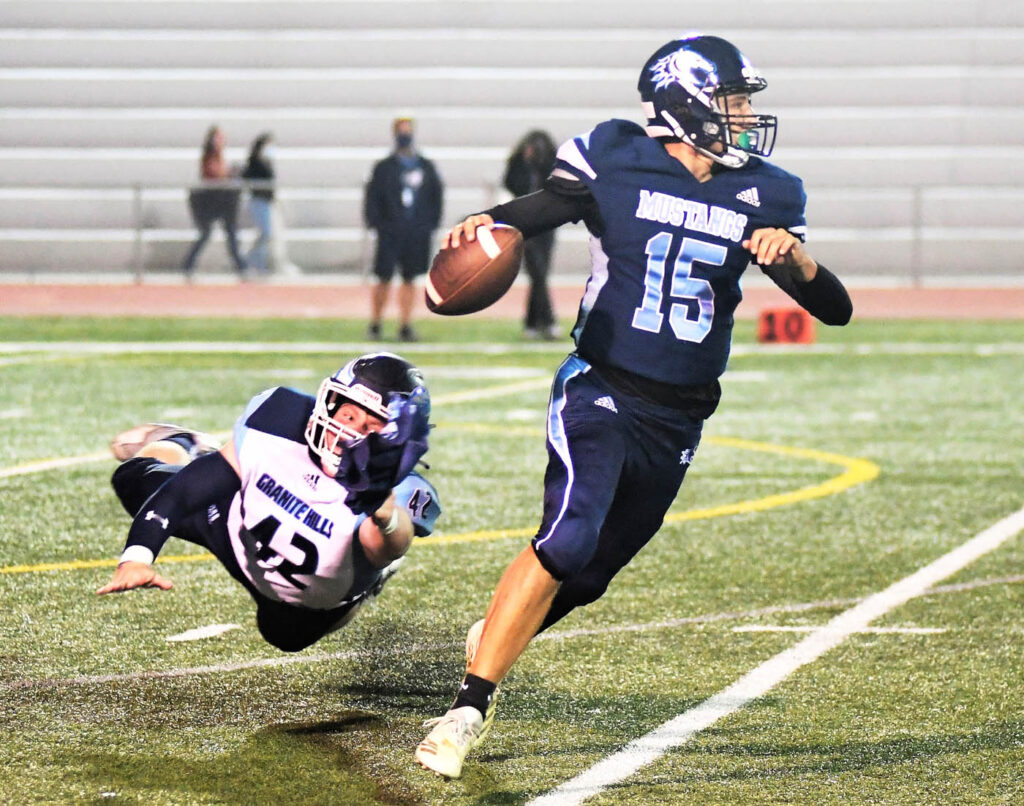 Mustangs make effort, fall short in 31-14 loss to Eagles | The Star News