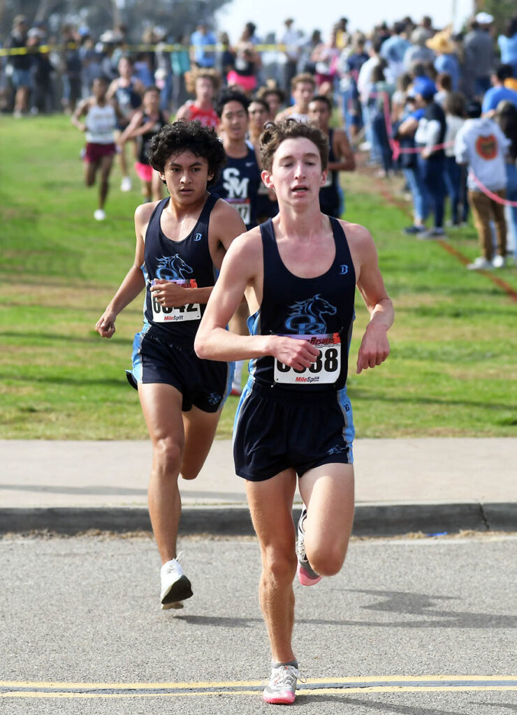 Mustangs, Lancers run to CIF cross country championships | The Star News