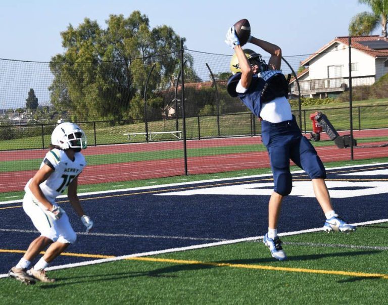 Mater Dei Catholic, Bonita Vista return to gridiron after CIF runner-up ...